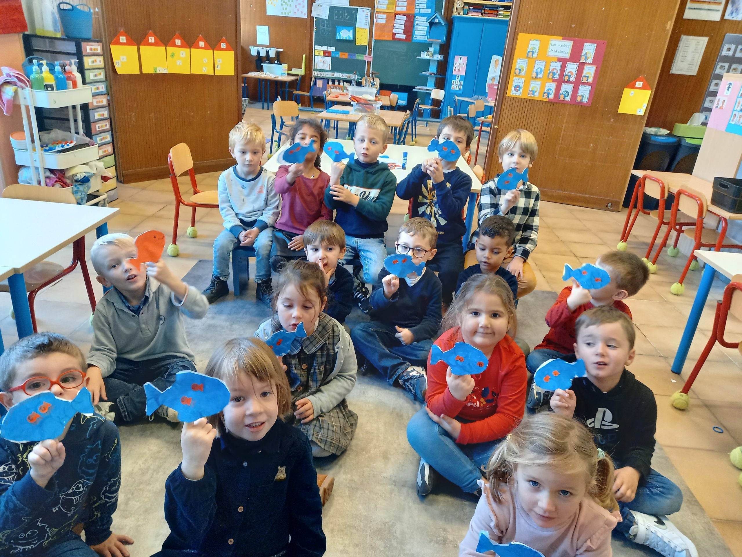 Un animal à la gare - Ecole Fondamentale Saint-Charles Dottignies